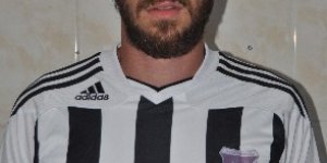 Bora takımında kaldı
